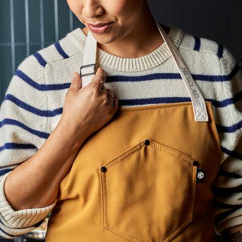 Eco Modern Apron (Mustard) – HexClad Cookware UK